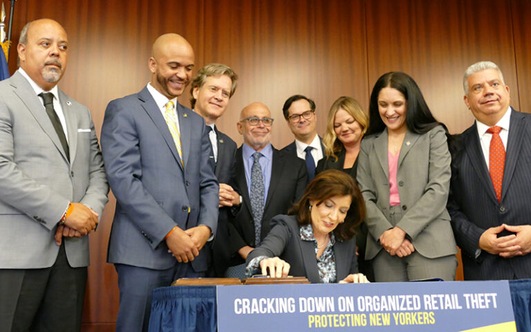 New York Law School Magazine: Vol.41, No. 1 - NYLS News